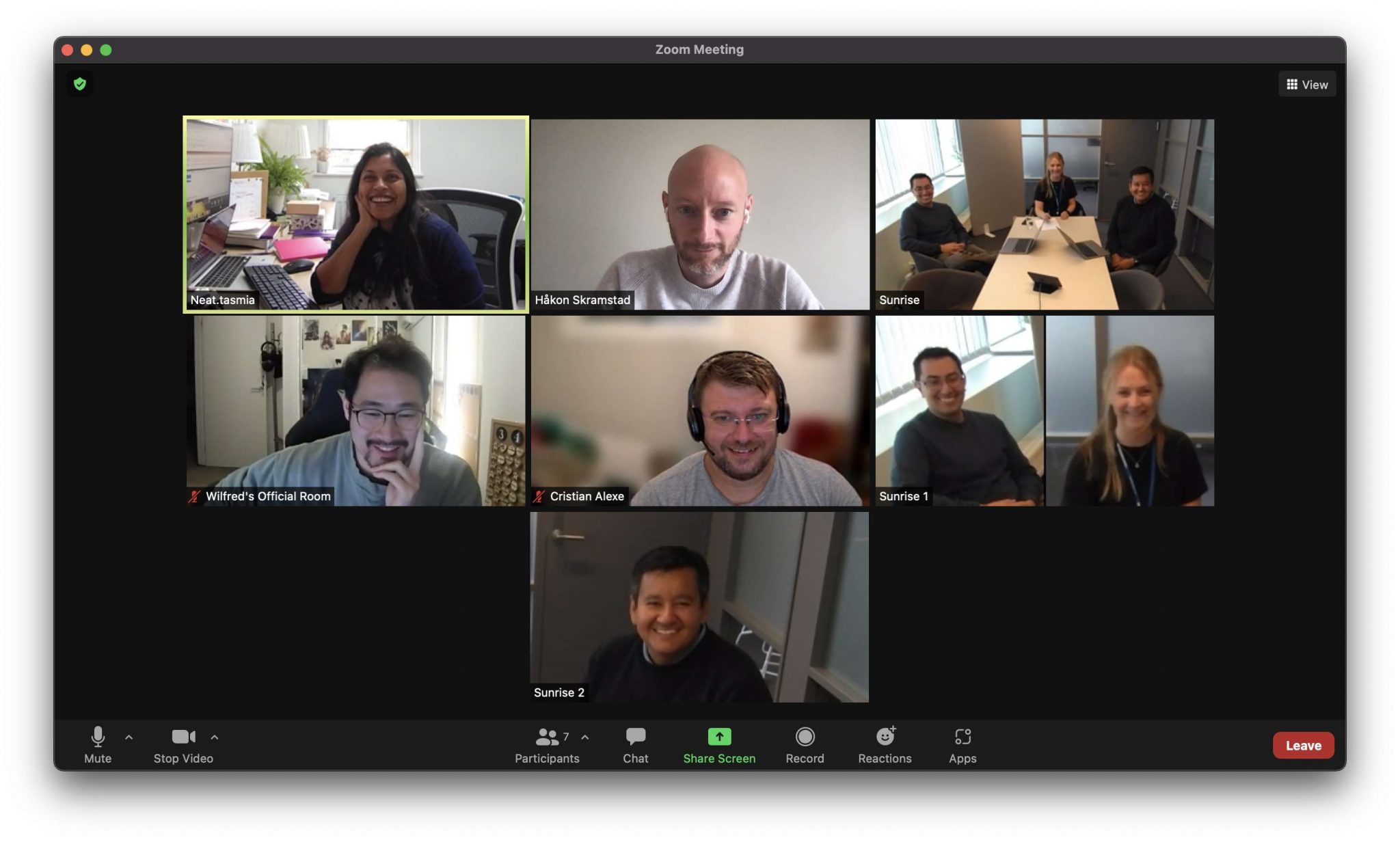 Multi-Stream and Auto-framing with Multi-focus framing features - Neat ...